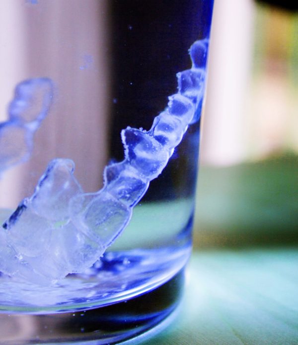 Essix Retainer, How it works and How to Essix Retainer Care